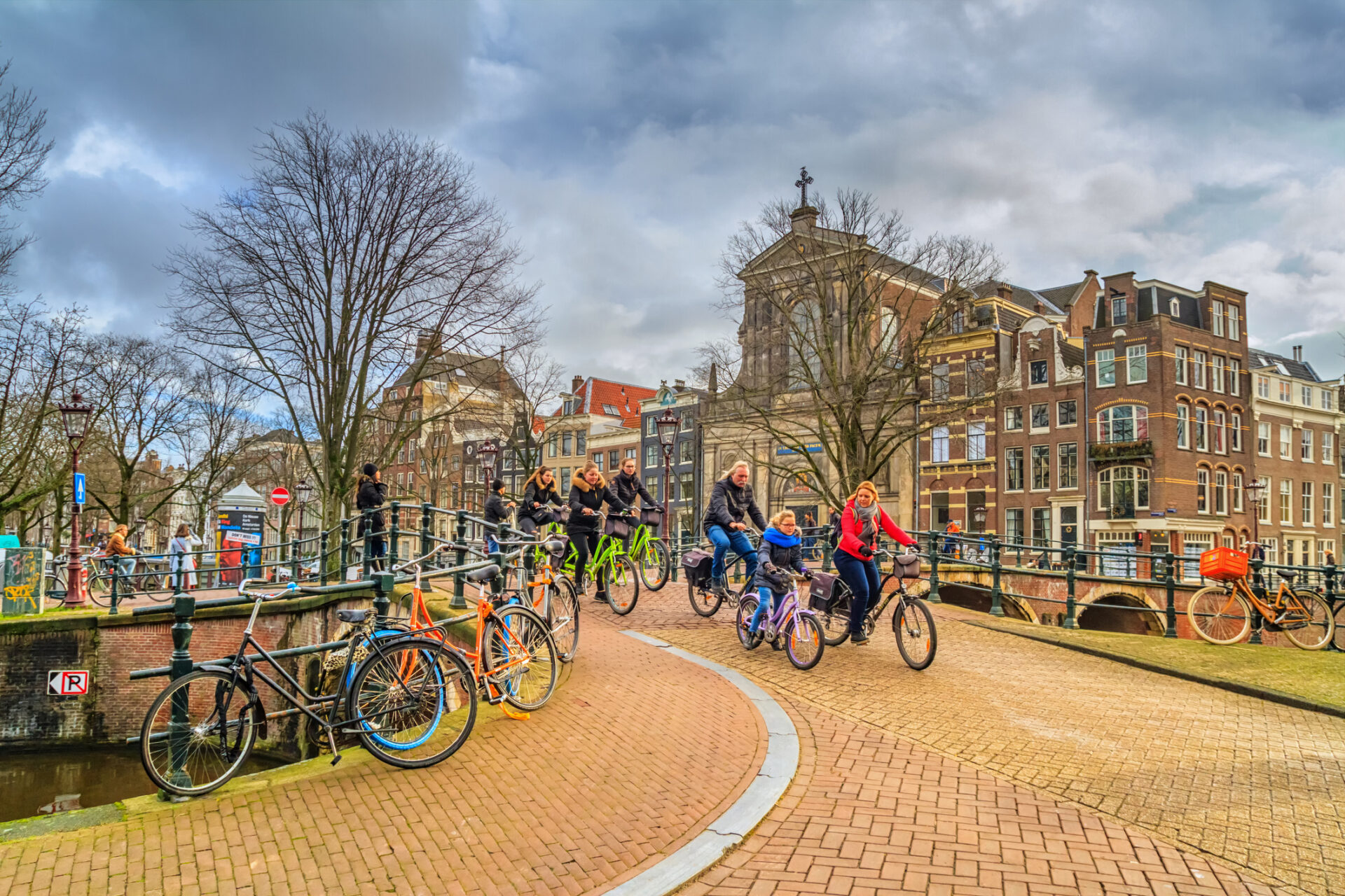 Cities with Kid-Friendly Activities: A Family Guide